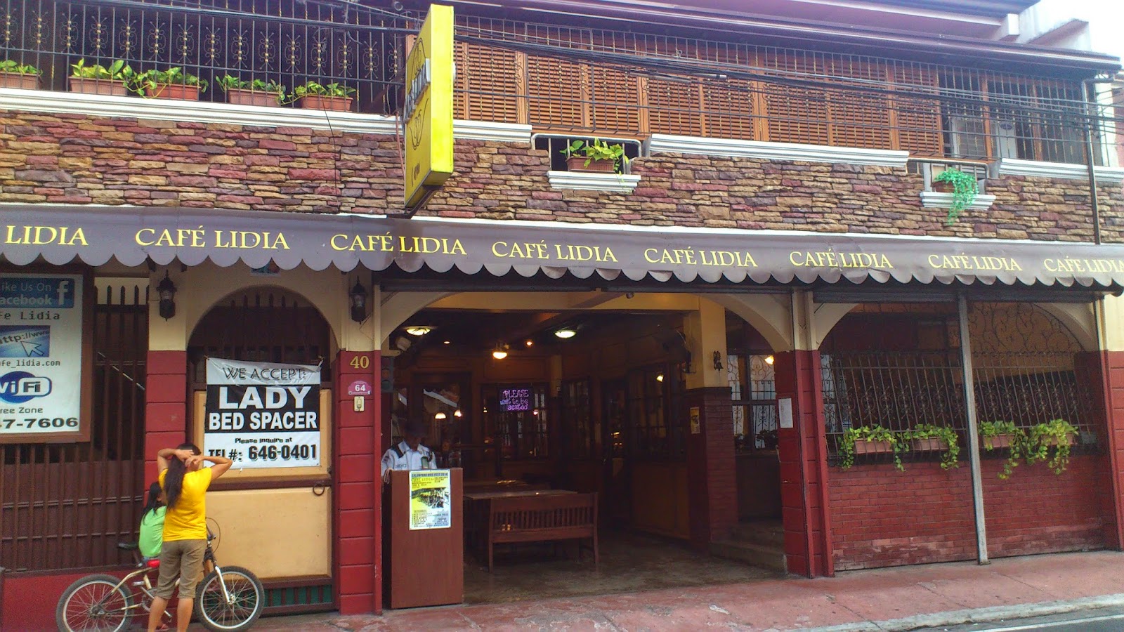 Red Maleta Eats: Café Lidia - Red Maleta